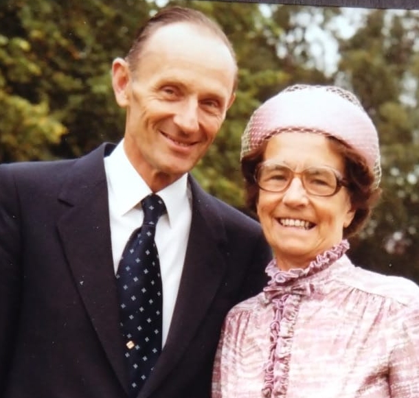 John Hawthorne – A Meditation on Psalm 22 (8 min) - Gospel Hall Audio